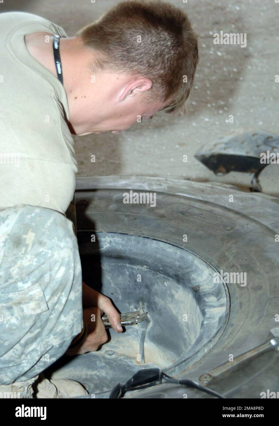 060405-A-1211S-074. Subject Operation/Series: IRAQI FREEDOM Base: Cob ...