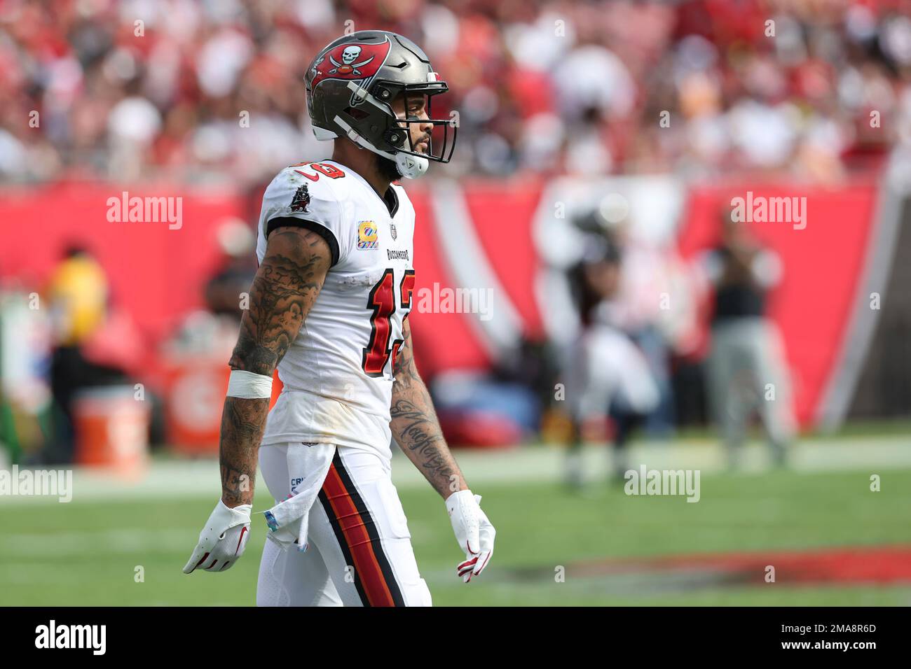 Tampa Bay Buccaneers wide receiver Mike Evans (13) against the Atlanta ...