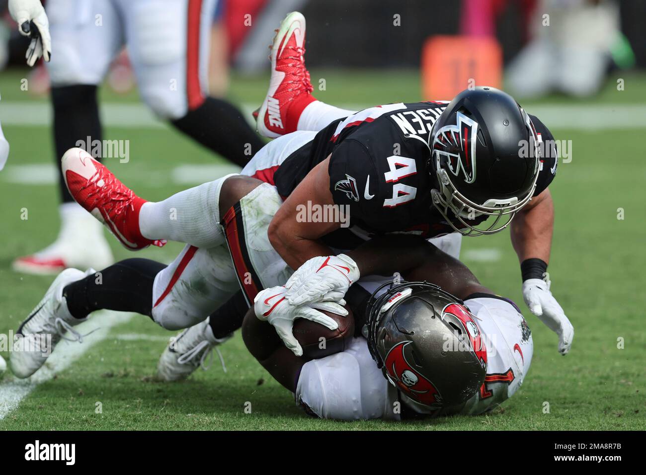 Atlanta Falcons linebacker Troy Andersen (44) stops Tampa Bay ...