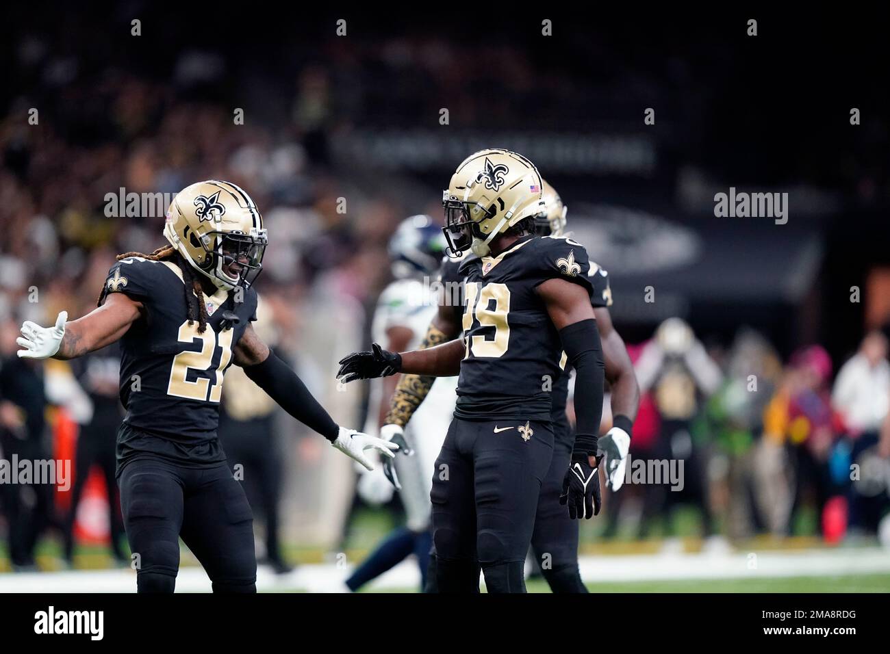 New Orleans Saints cornerback Bradley Roby (21) and cornerback Paulson ...