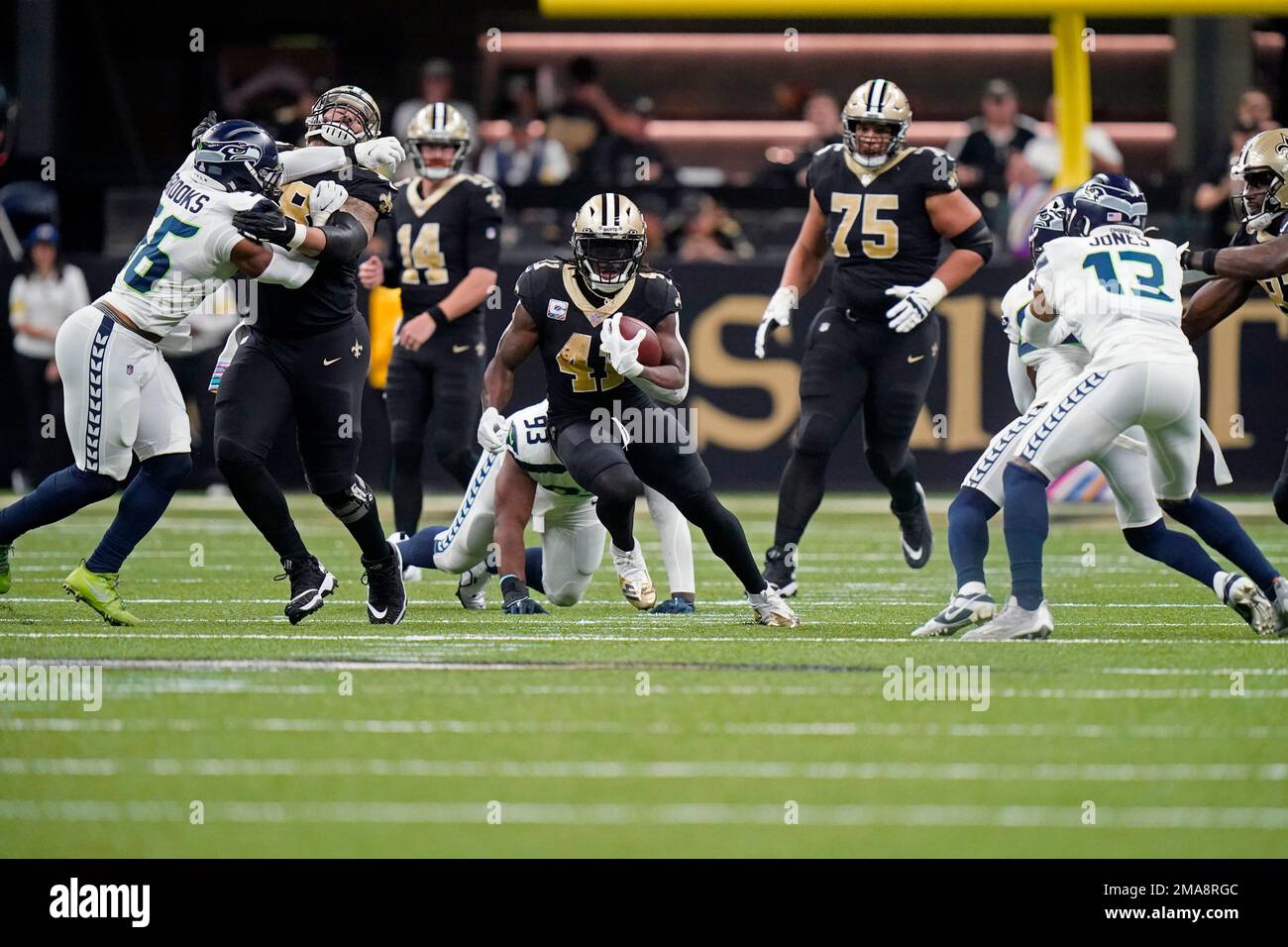 New Orleans Saints running back Alvin Kamara (41) carries during an NFL ...