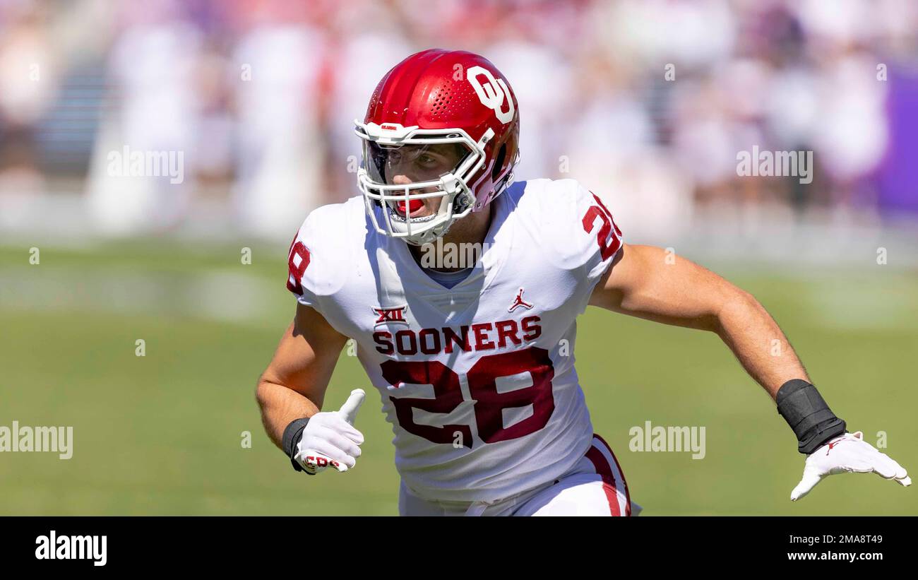 Oklahoma linebacker Danny Stutsman (28) is seen during an NCAA football ...