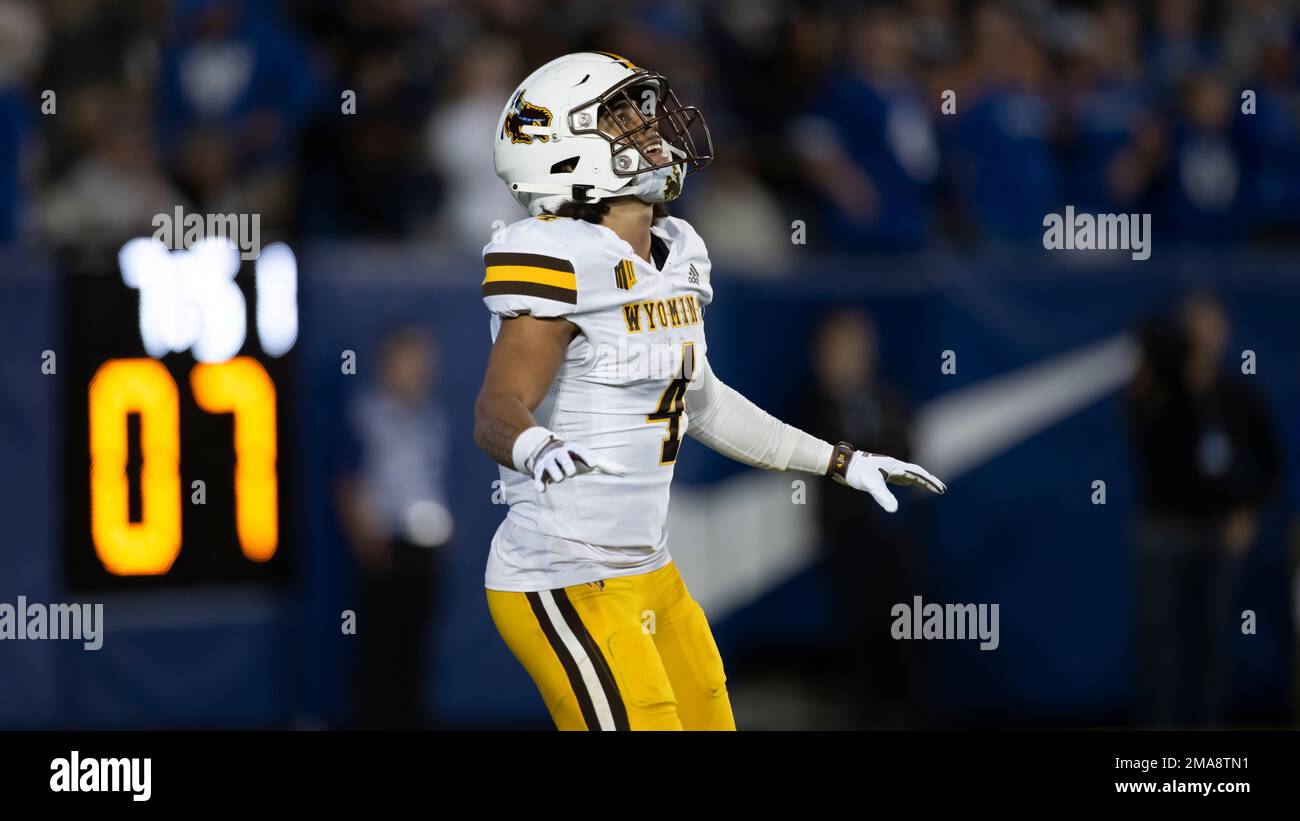 Wyoming Cowboys cornerback Cameron Stone (4) looks up for the football ...