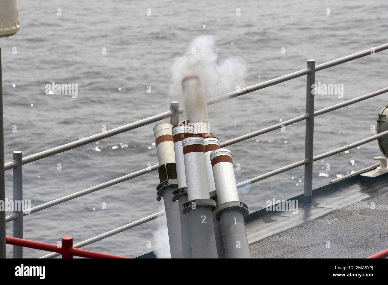 Uss harpers ferry lsd 49 hi-res stock photography and images - Alamy