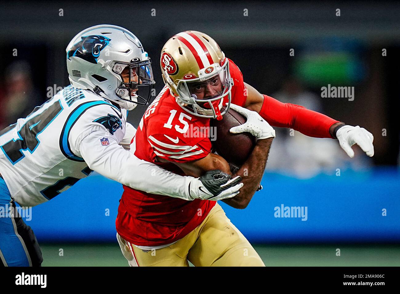 San Francisco 49ers wide receiver Jauan Jennings (15) tries to run past ...