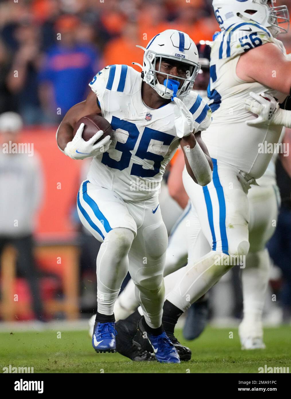 Indianapolis Colts running back Deon Jackson (35) in the second half of ...