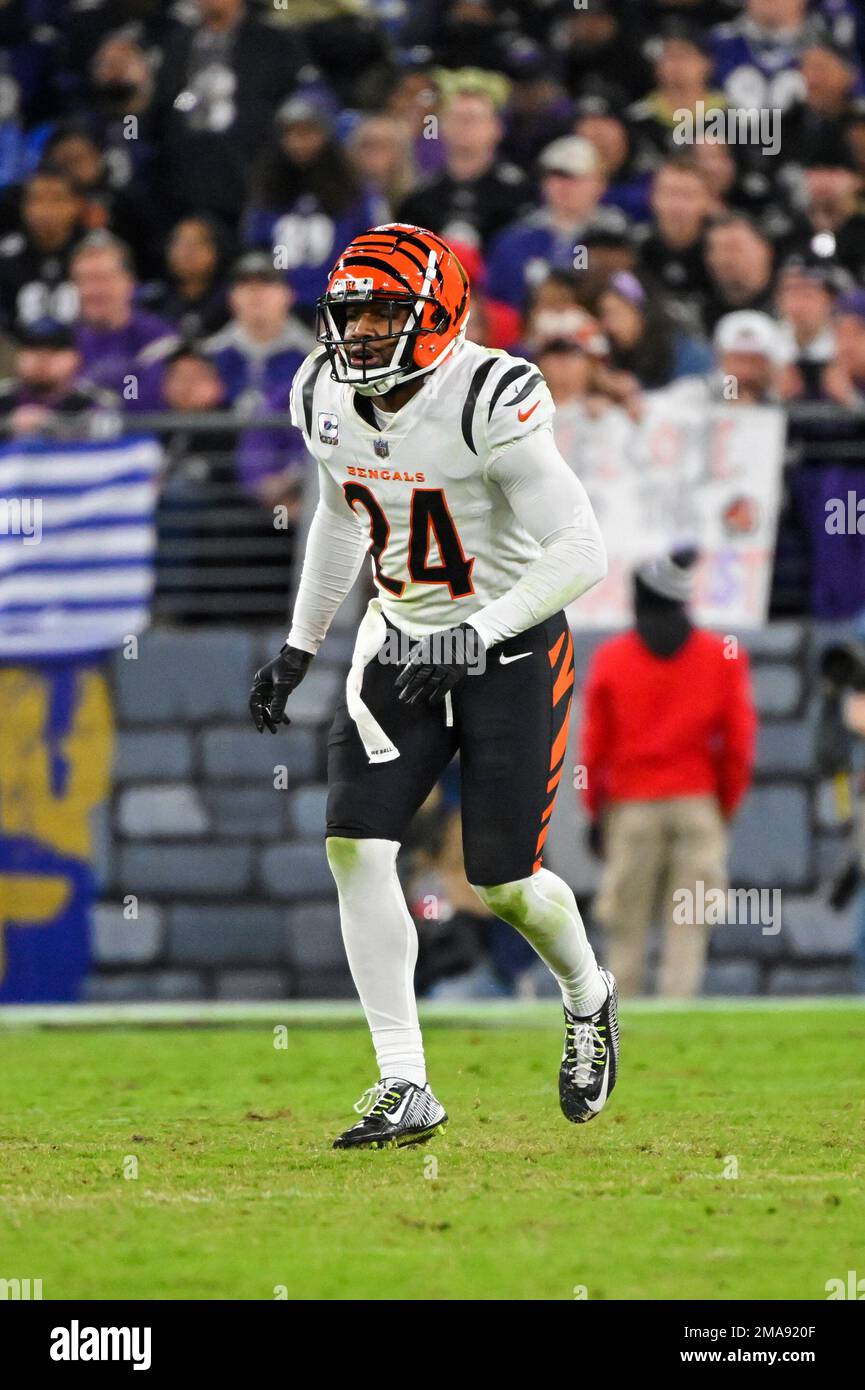 Cincinnati Bengals safety Vonn Bell (24) in action during the second ...