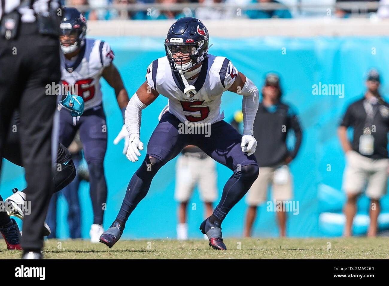 Houston Texans defensive back Jalen Pitre (5) watches the play develop ...