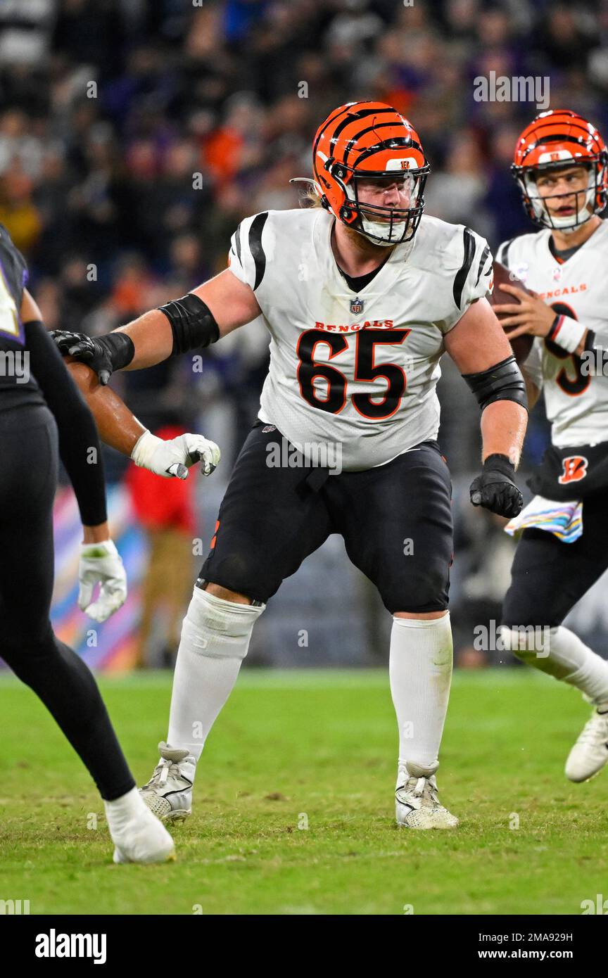 Cincinnati Bengals guard Alex Cappa (65) in action during the first ...