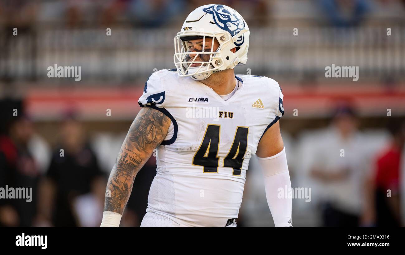 FIU linebacker Keegan Davis gets ready for a play during an NCAA ...