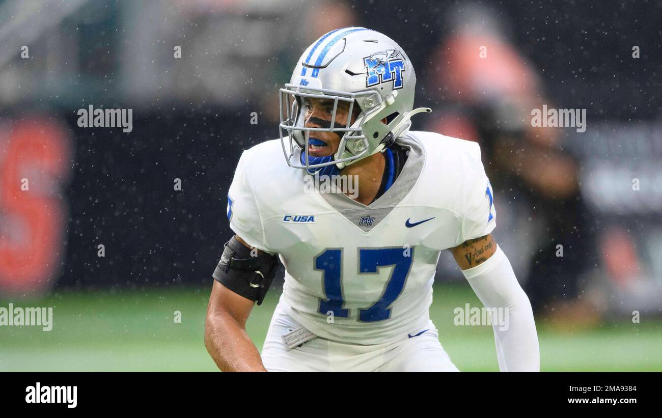 Middle Tennessee safety Tra Fluellen (17) during an NCAA football game ...