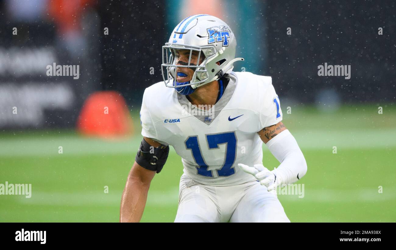 Middle Tennessee safety Tra Fluellen (17) during an NCAA football game ...