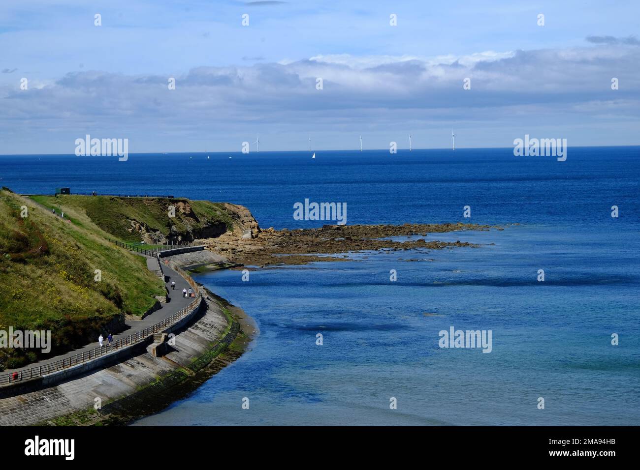A beautiful view of the King Edward's Bay beach in Tynemouth, United ...