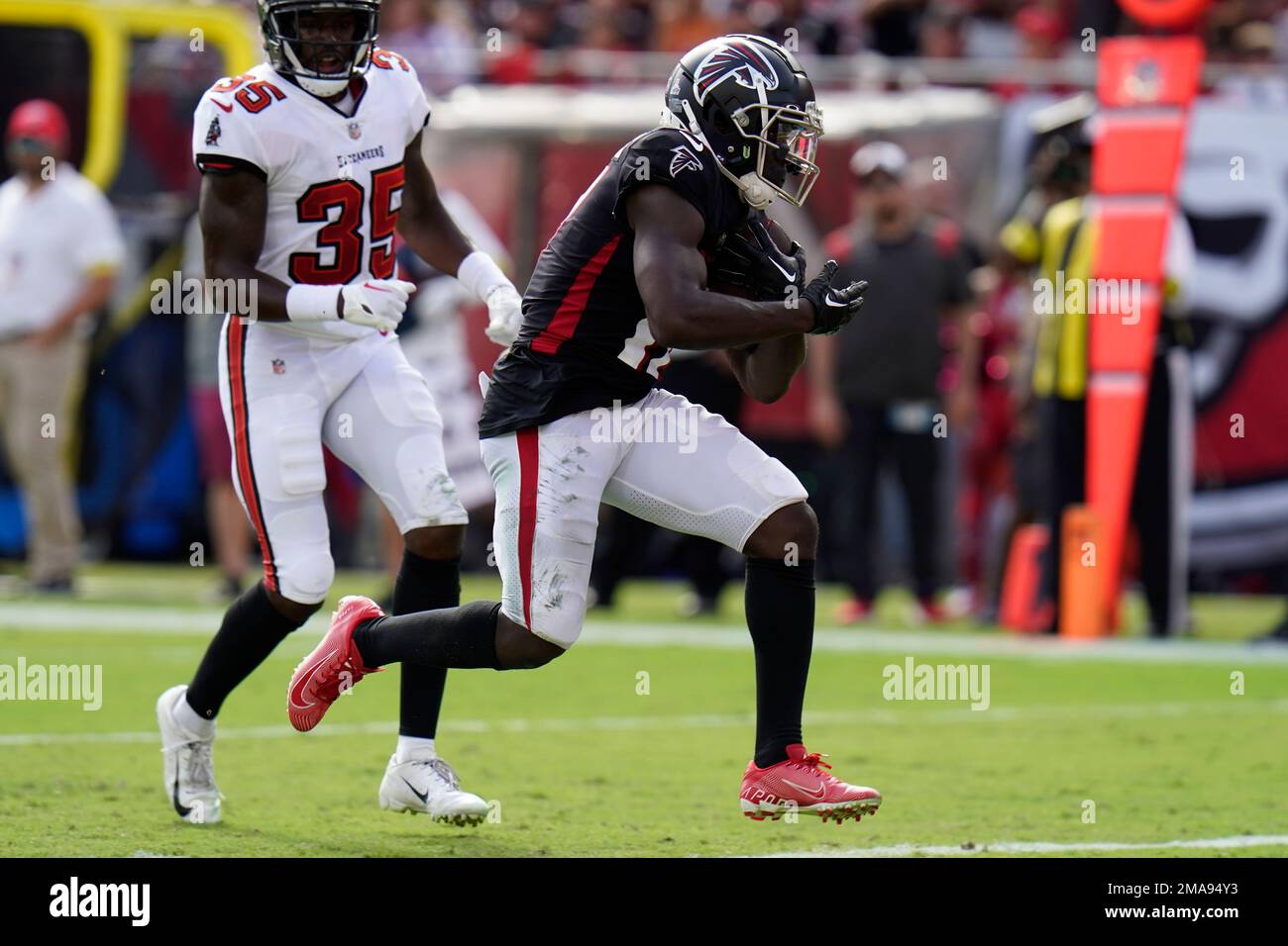 Atlanta Falcons wide receiver Olamide Zaccheaus (17) beats Tampa Bay ...