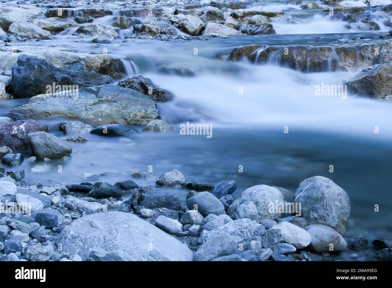 Water still and rising Stock Photo - Alamy