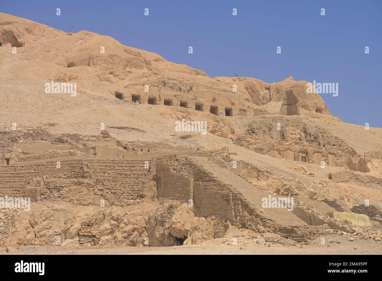 Grabungsstätte, Nekropole, Gräber der Noblen, Theben-West, Ägypten ...