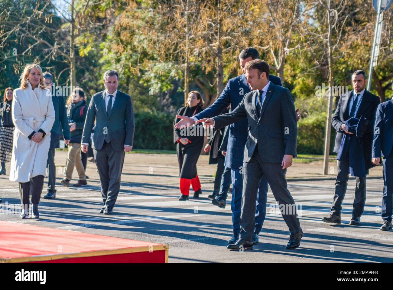 Spanish President Pedro S·nchez and French President Emmanuel Macron ...