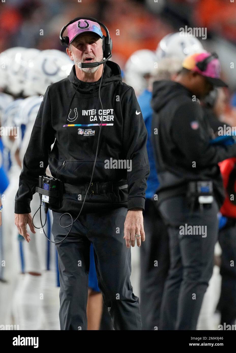 Indianapolis Colts assistant coach John Fox in the first half of an NFL ...