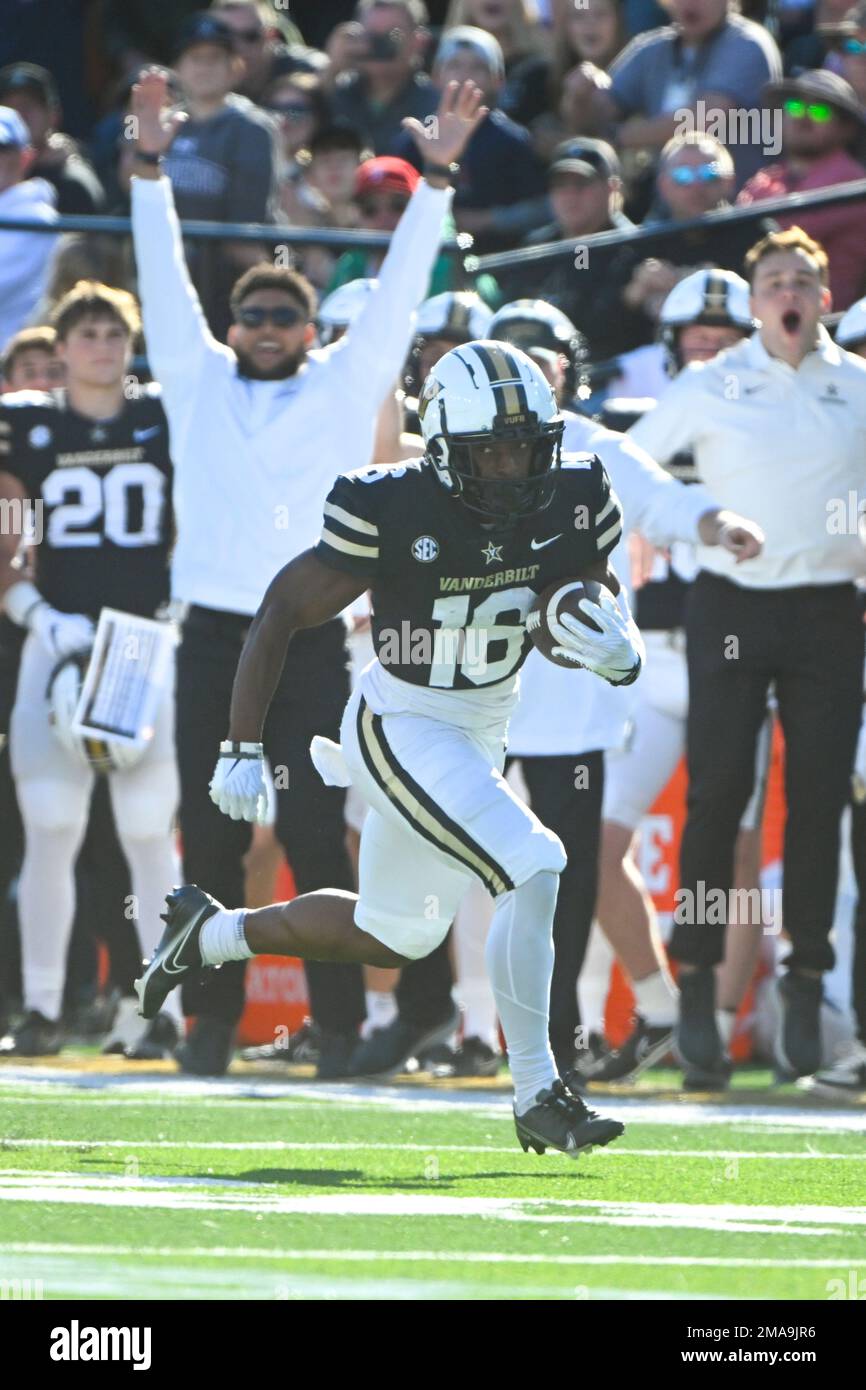 Vanderbilt wide receiver Jayden McGowan (16) plays during an NCAA ...