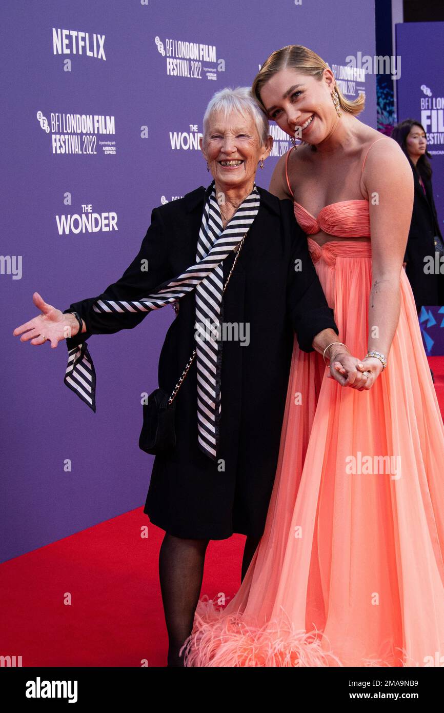 Florence Pugh and grandmother 'Granny Pat' pose for photographers upon ...