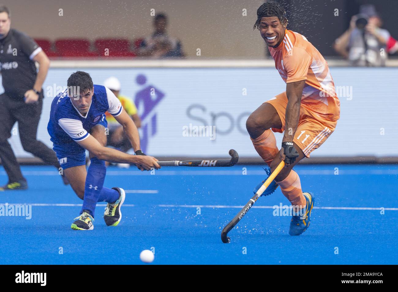 BHUBANESWAR - Terrance Pieters (NED) in a duel with Juan Purcell (CHI ...
