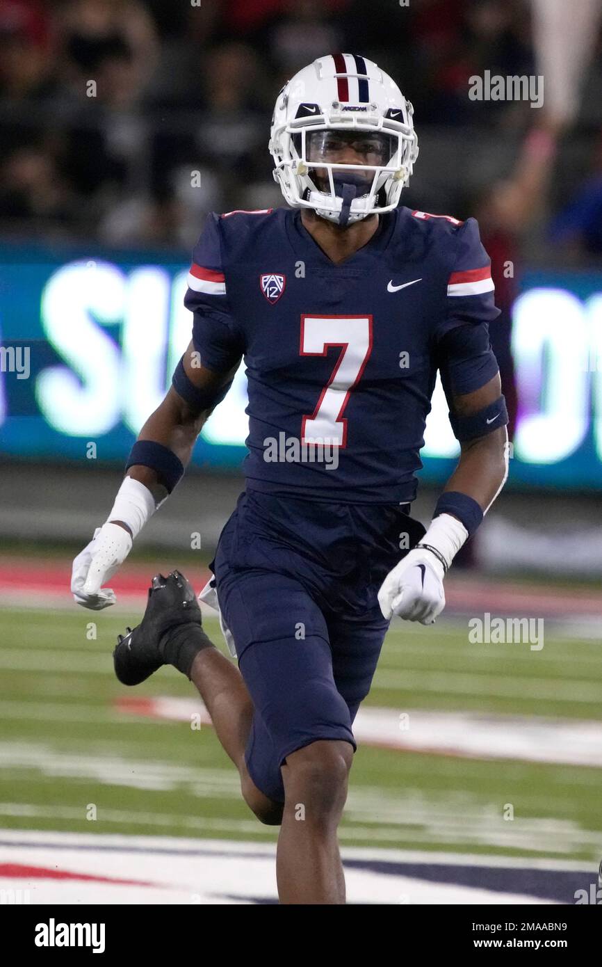 Arizona cornerback Ephesians Prysock (7) in the first half during an ...