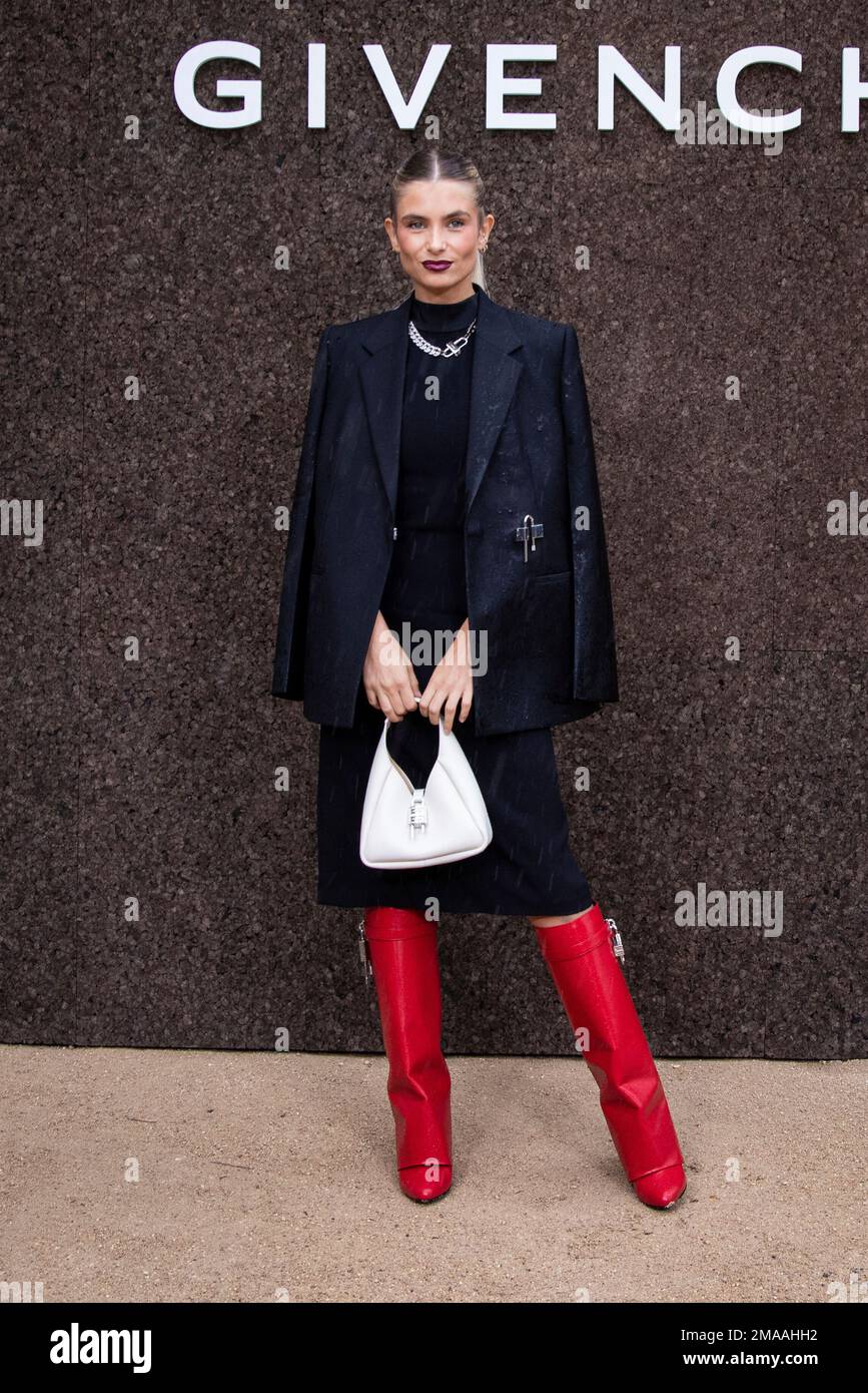 Xenia Van der Woodsen, a.k.a. Xenia Adonts poses for photographers upon ...