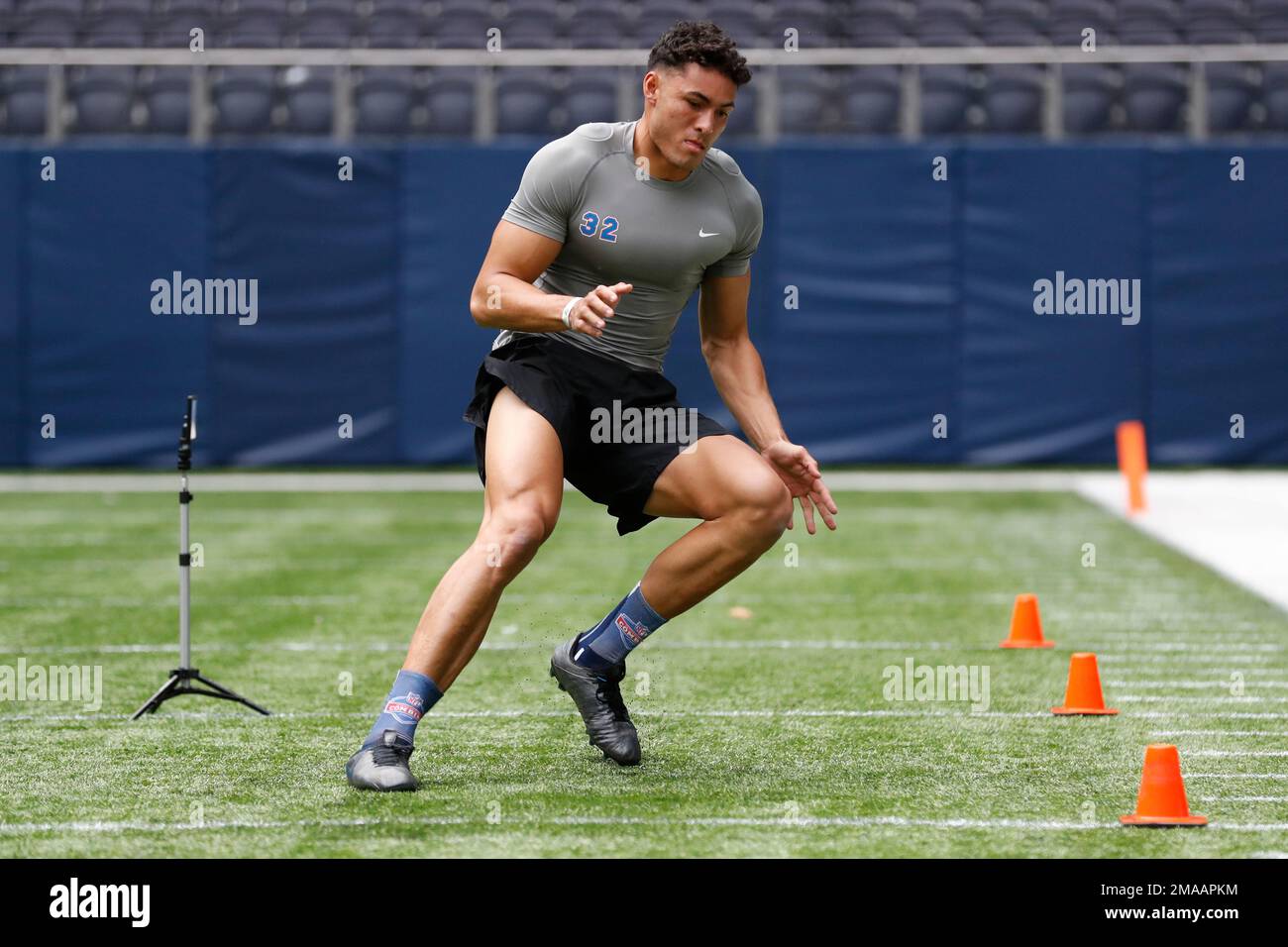 Tight end Patrick Murtagh, of Australia, participates in a drill at the ...