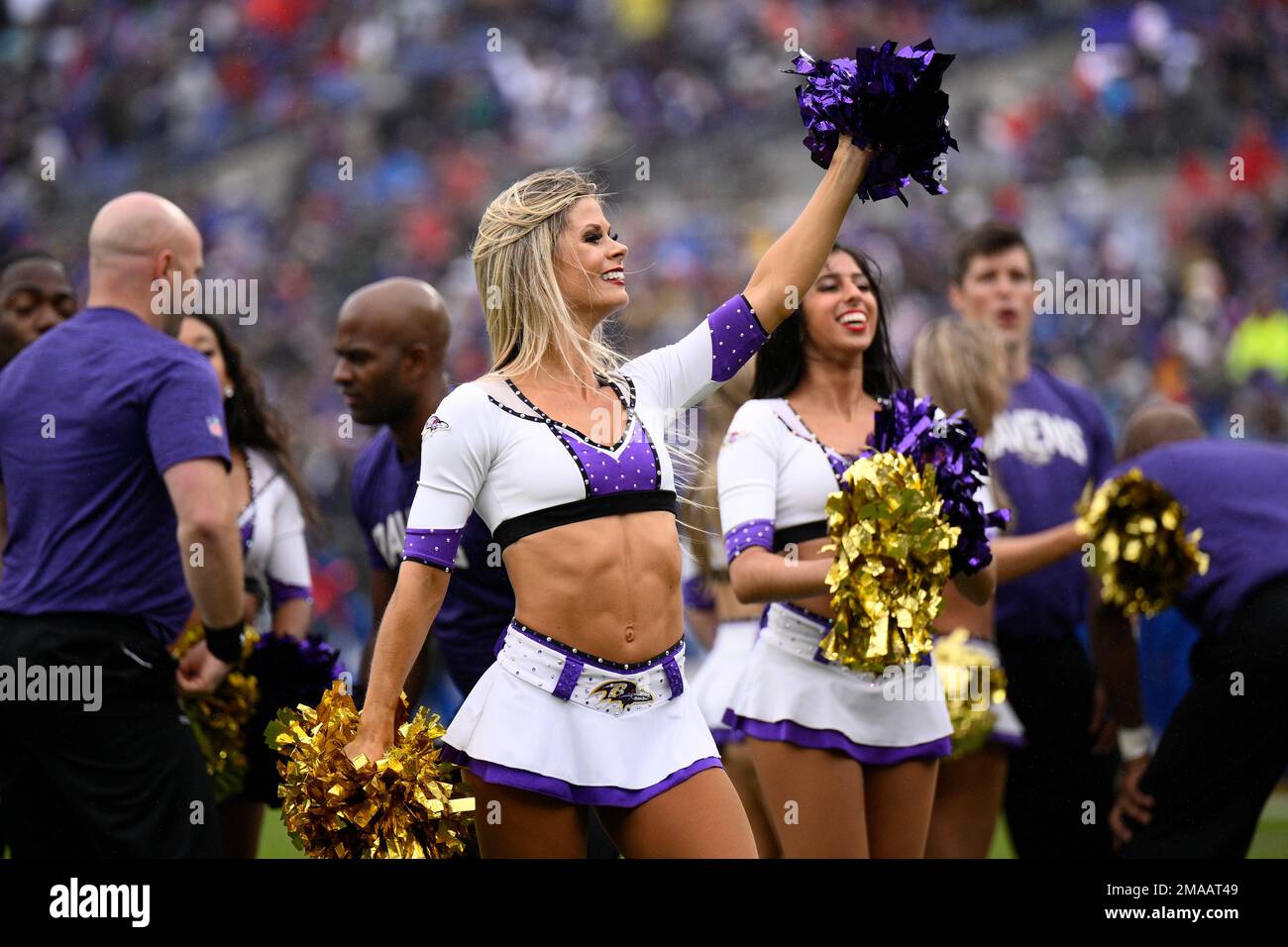 The Baltimore Ravens cheerleaders perform during the first half of an ...