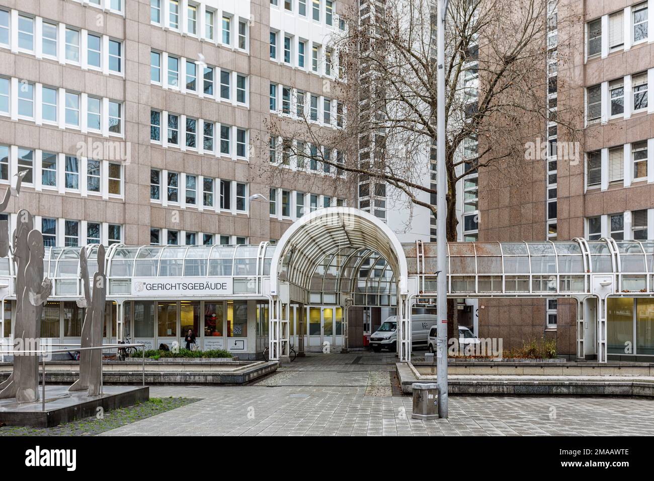 Municipal courts building hi-res stock photography and images - Alamy