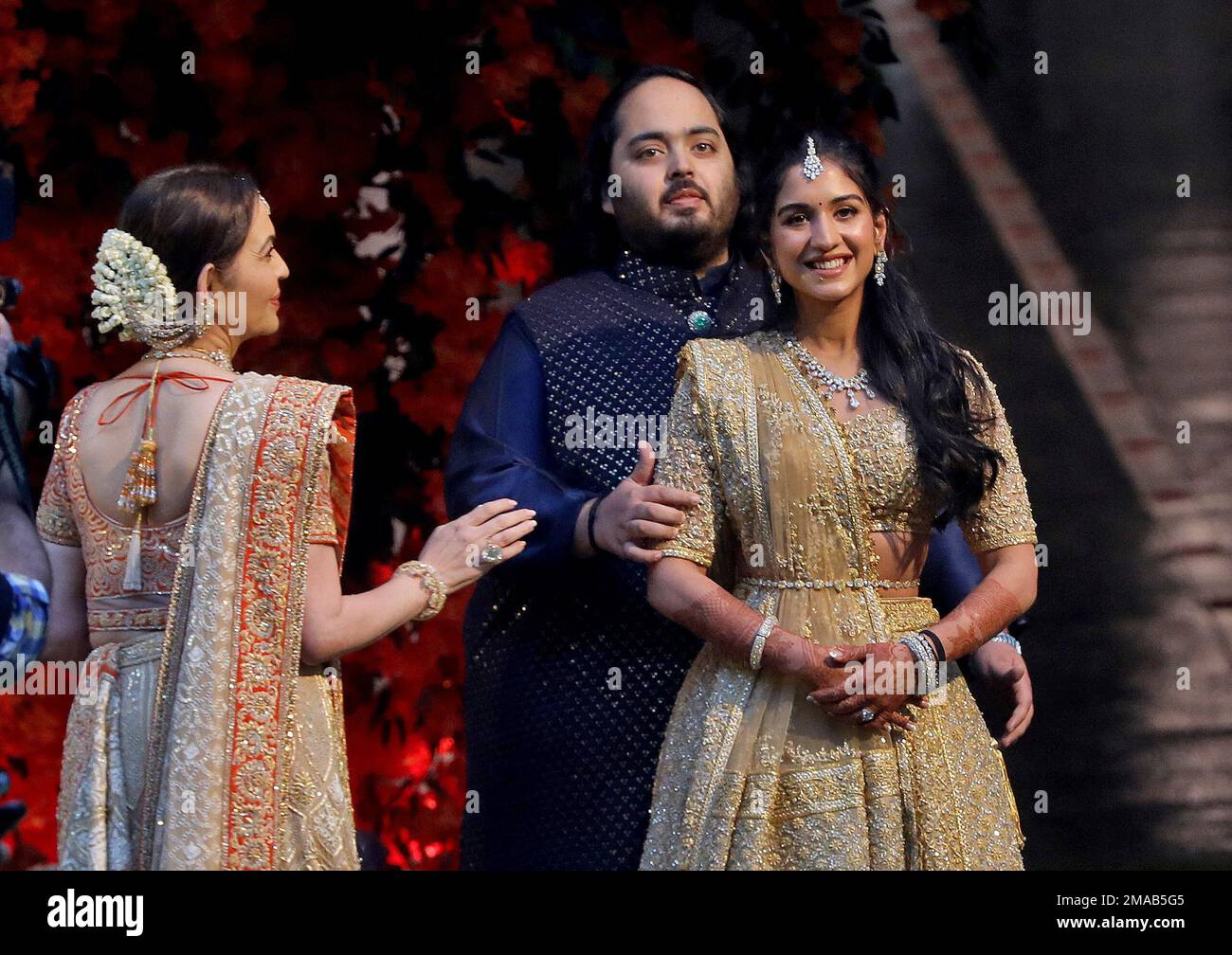 Encore healthcare ceo viren merchant hi-res stock photography and ...