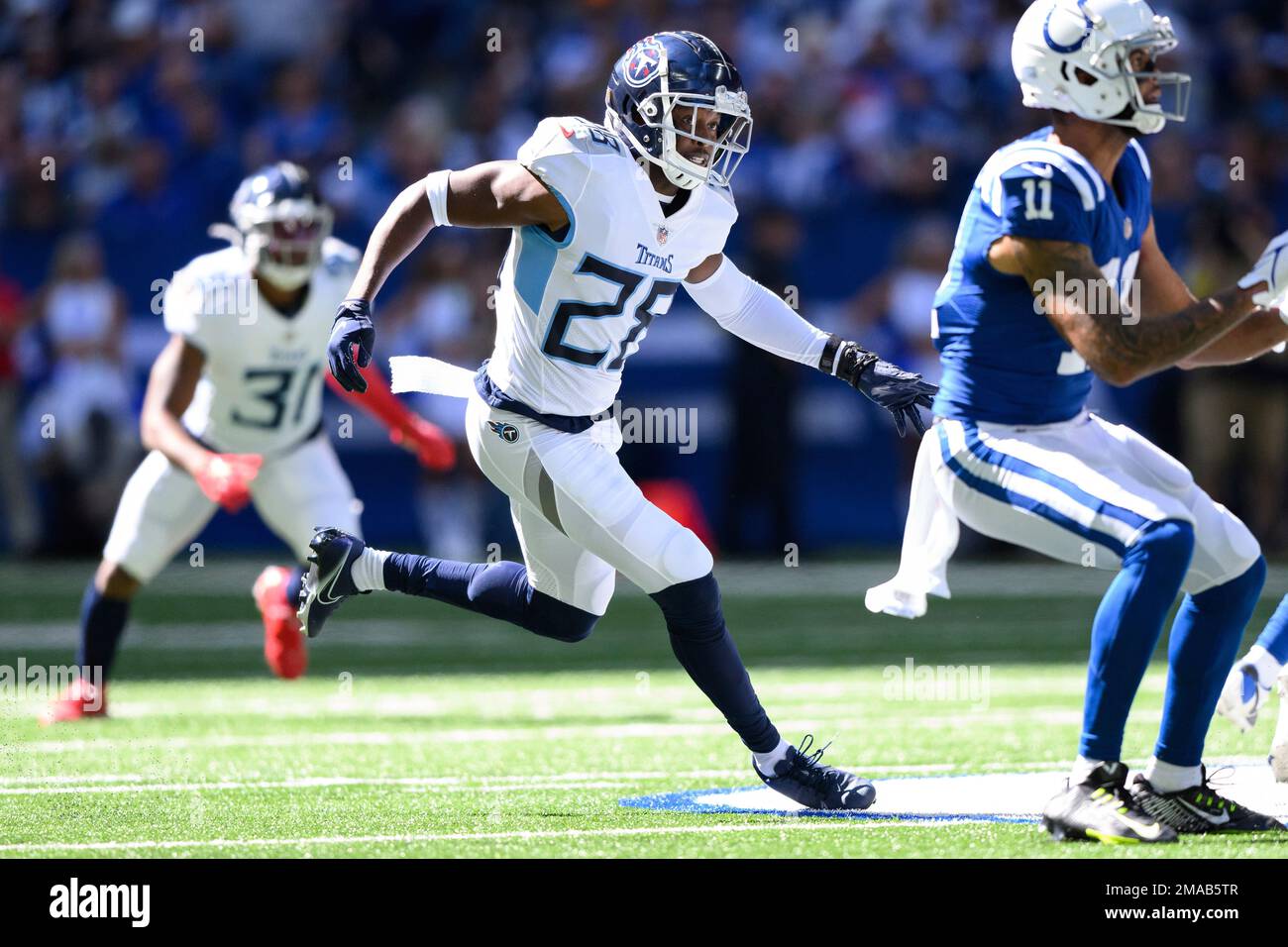 Tennessee Titans defensive back Joshua Kalu (28) runs up to make a ...