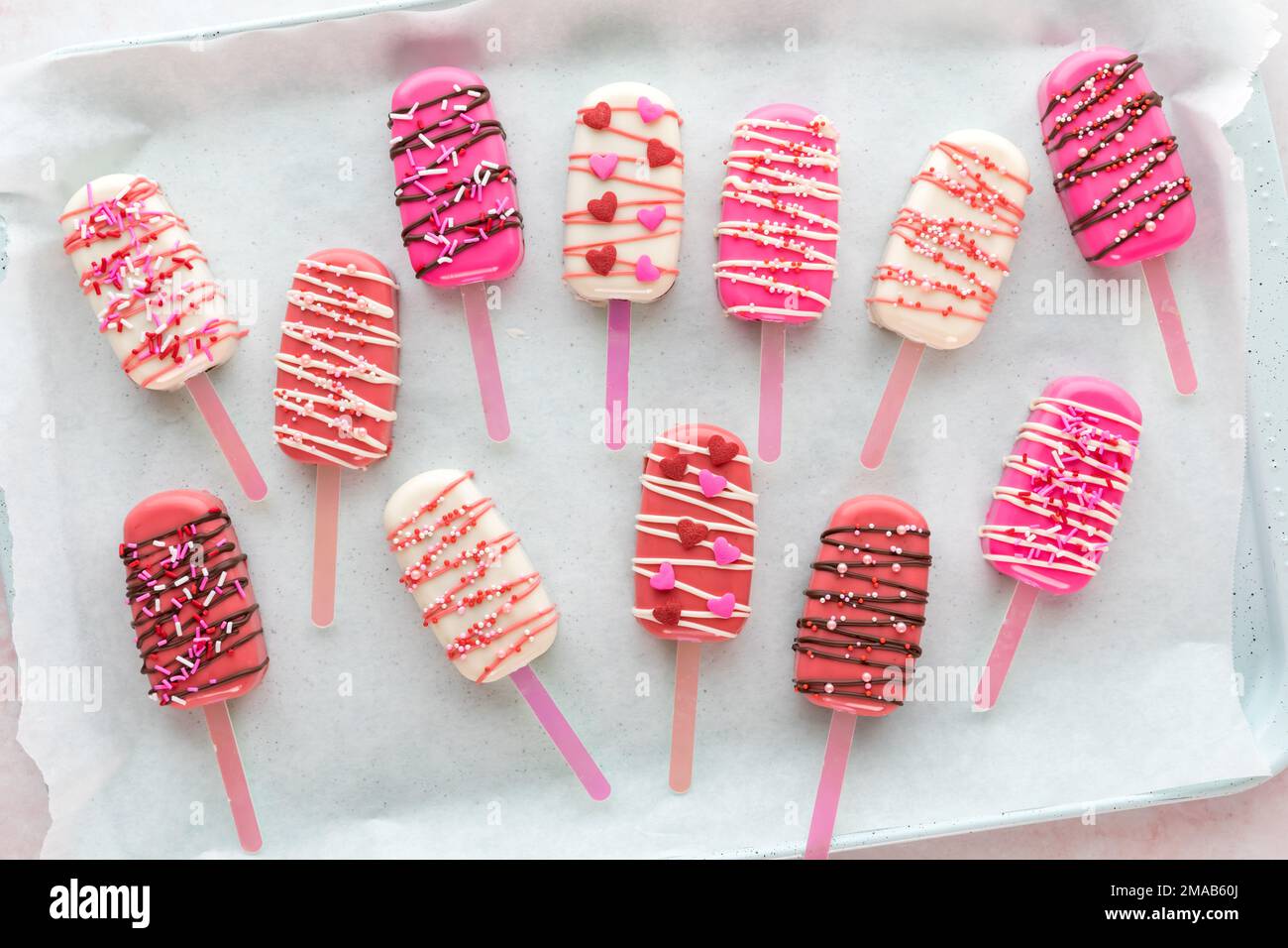 Cakesicle hi-res stock photography and images - Alamy