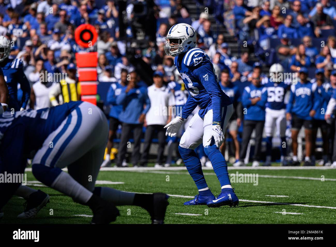 Indianapolis Colts linebacker Shaquille Leonard (53) lines up before ...