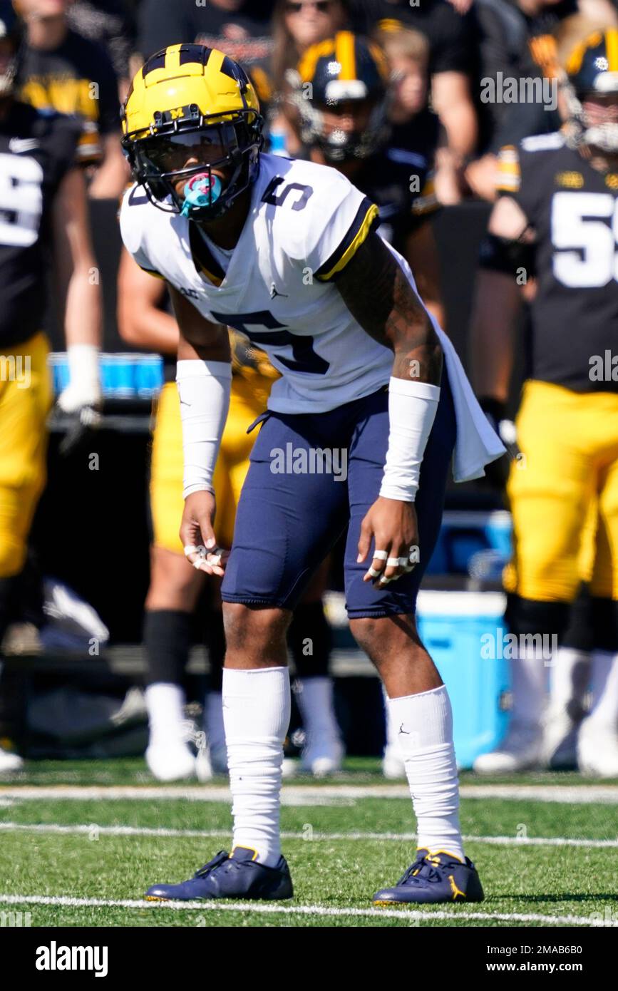 Michigan defensive back DJ Turner (5) gets set for a play during the ...