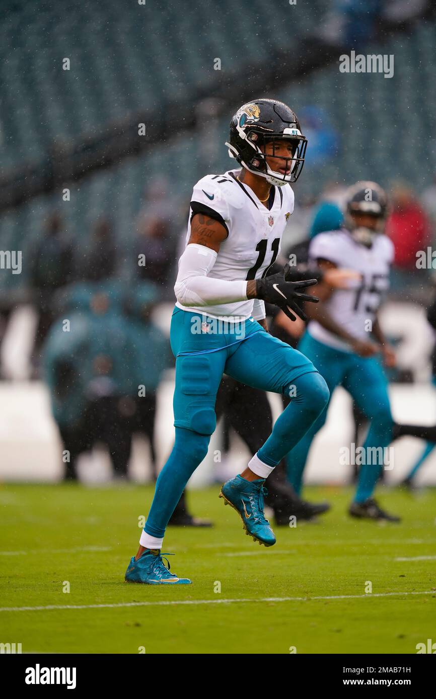 Jacksonville Jaguars wide receiver Marvin Jones Jr. warms up before NFL ...