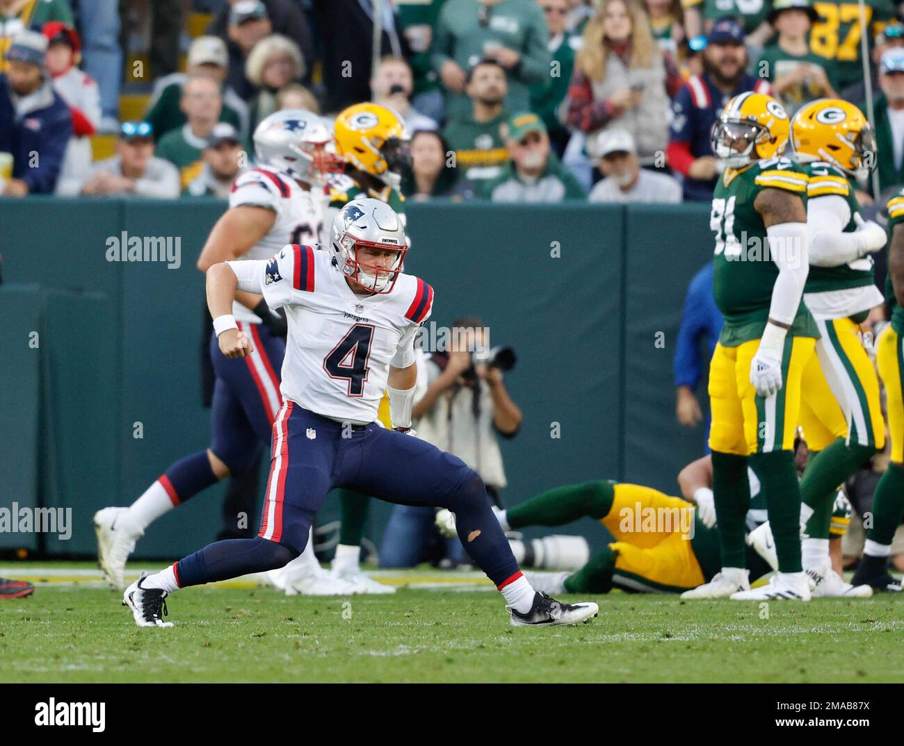 New England Patriots quarterback Bailey Zappe (4) celebrates a ...
