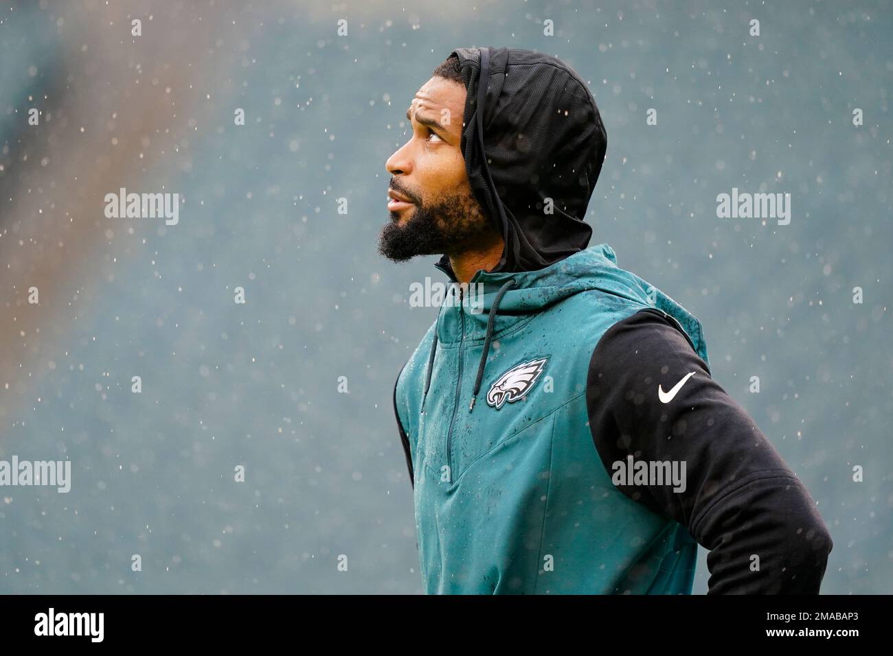 Philadelphia Eagles' Darius Slay warms up before an NFL football game ...