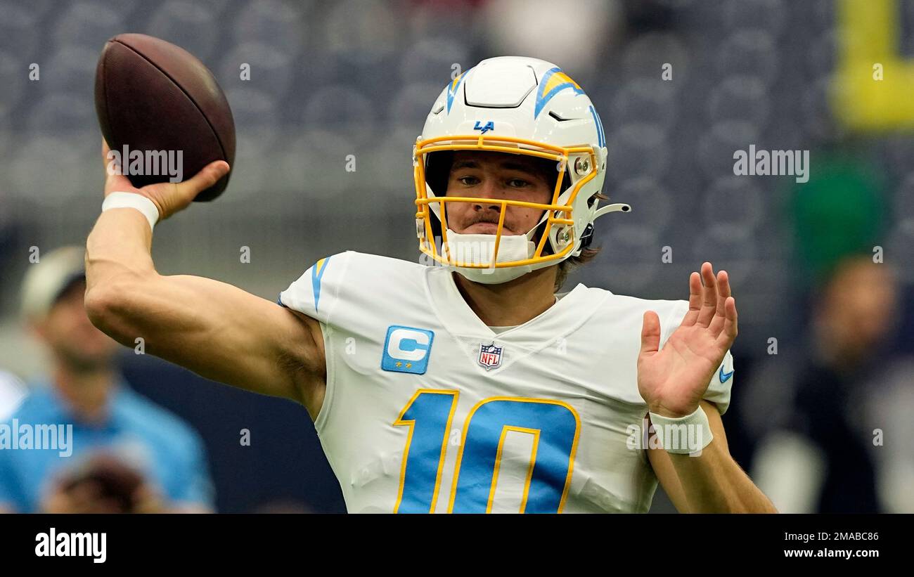 Los Angeles Chargers quarterback Justin Herbert throws a pass before an ...