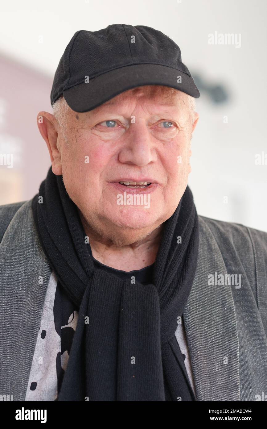 Steven berkoff hi-res stock photography and images - Alamy
