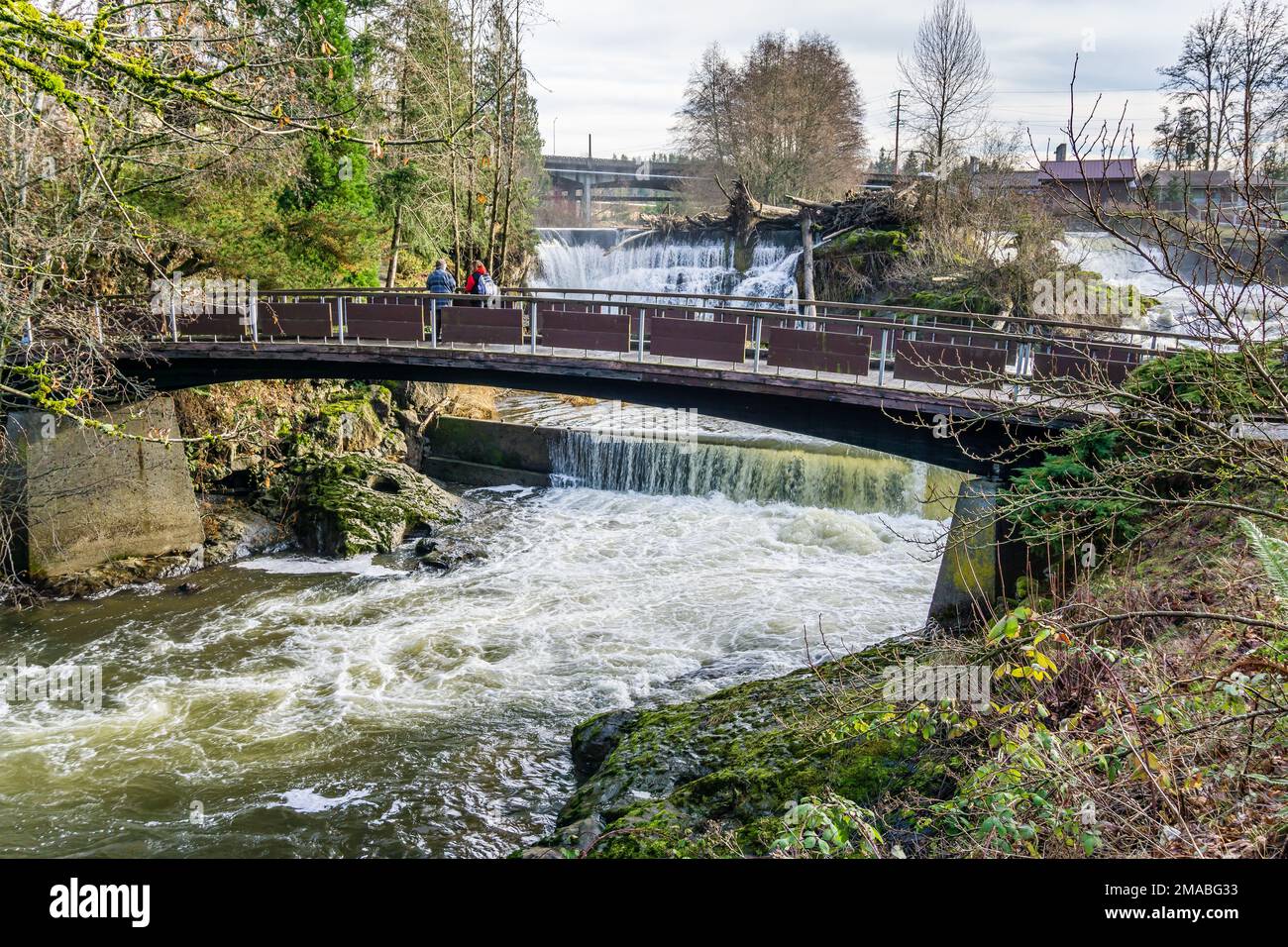 View deschutes river bridges hi-res stock photography and images - Alamy