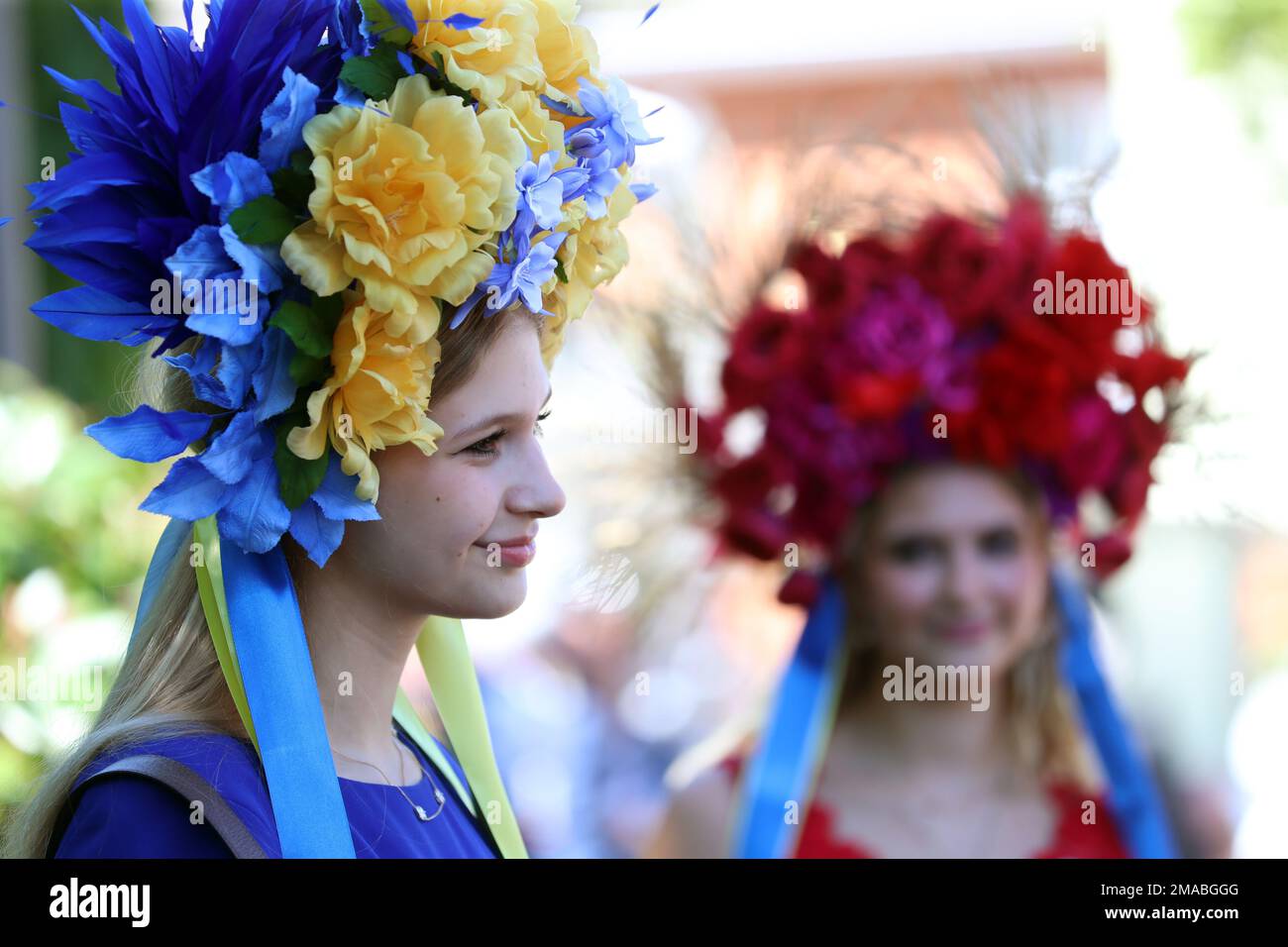14.06.2022, Great Britain, Windsor, Ascot - Fashion: Women with hats at ...