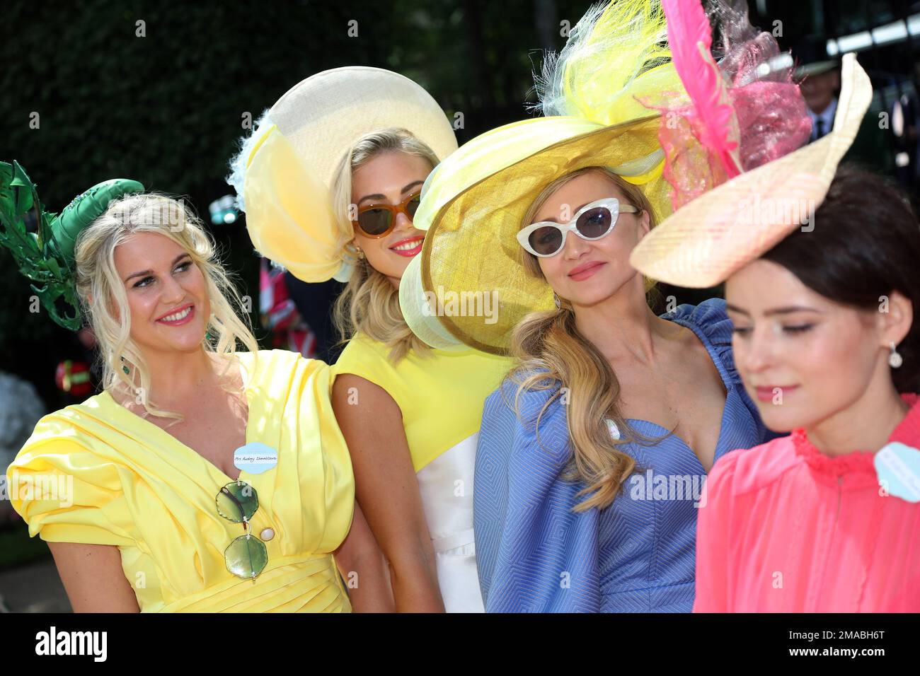 16.06.2022, Great Britain, Windsor, Ascot - Ladies Day, Fashion: Women ...