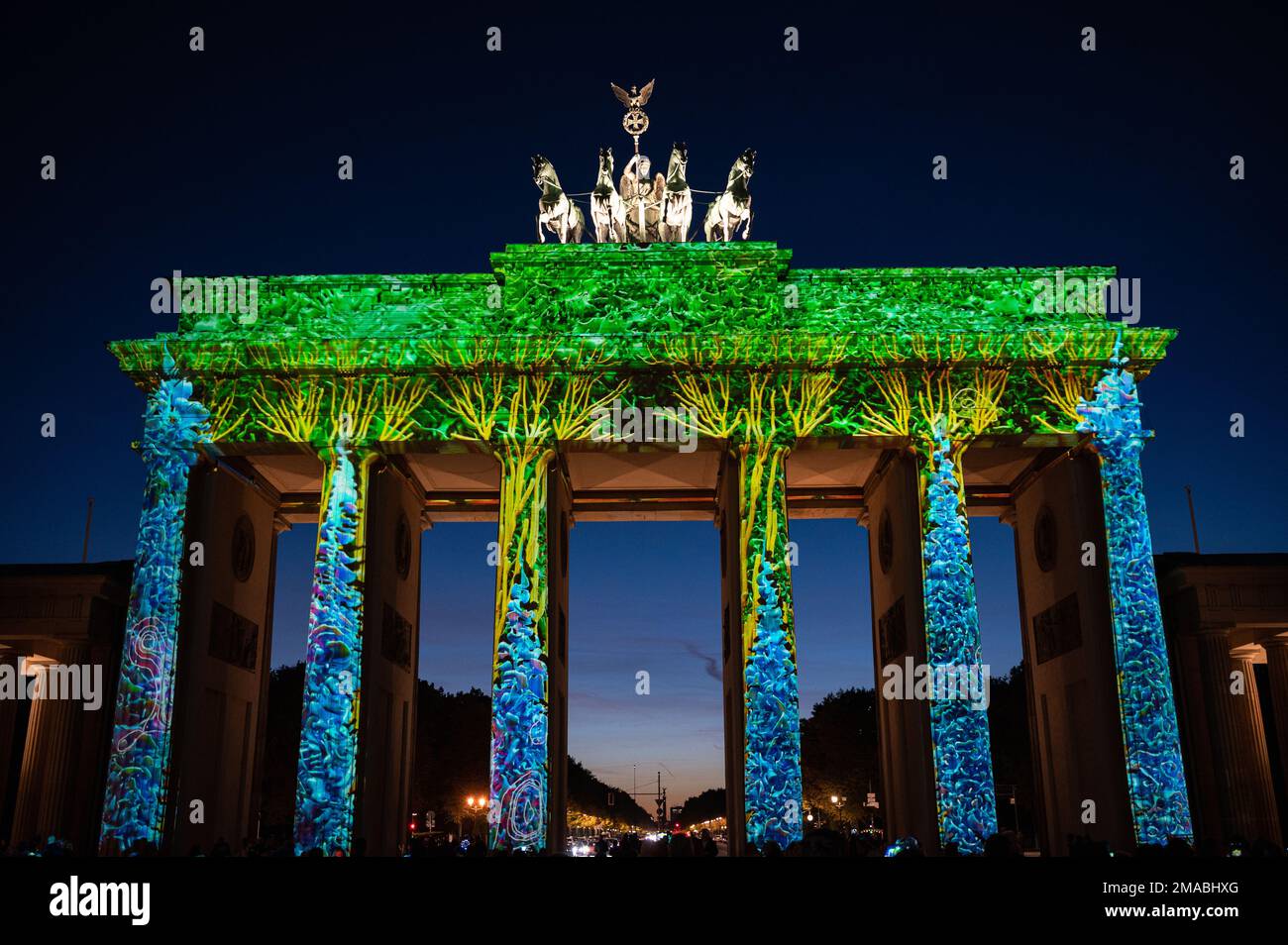 Light projection history building hi-res stock photography and images ...