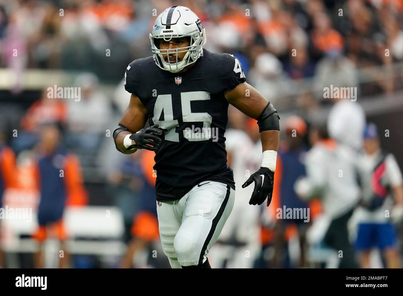 Las Vegas Raiders fullback Jakob Johnson (45) runs during the first ...