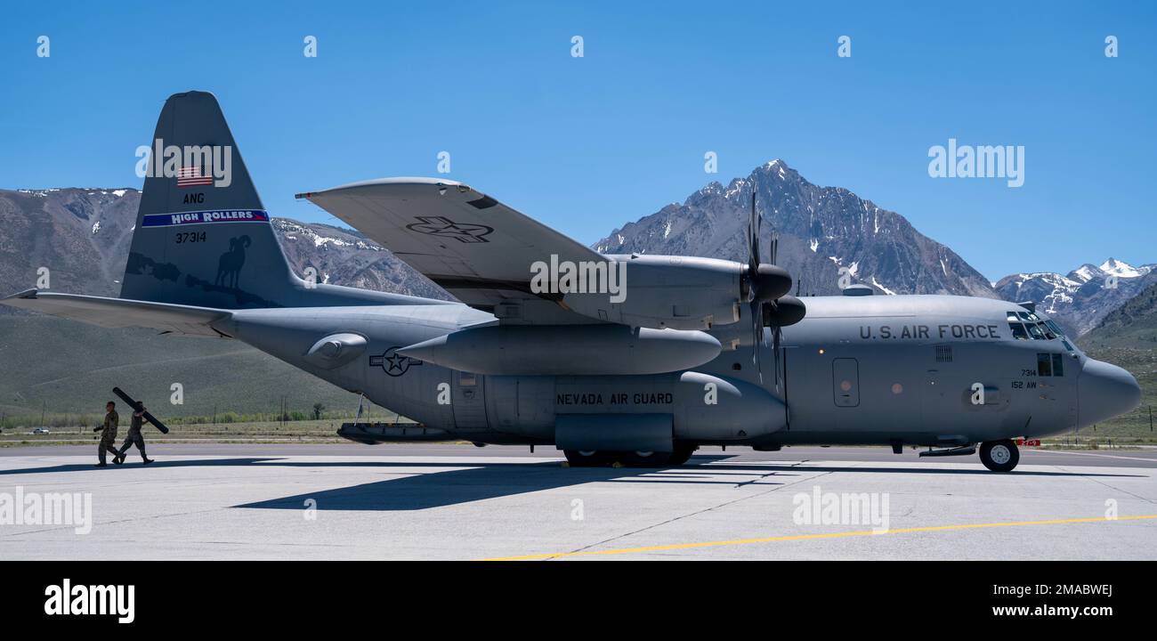 Airmen from the 152nd Communications Flight and 152nd Operations Group ...