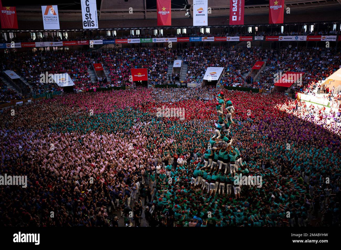 Members of "Castellers de Vilafranca'' fall as they try to complete ...