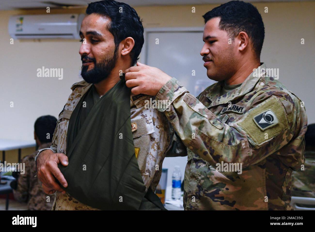 A U.S. Soldier with Task Force Hurricane from the 1st Battalion, 124th ...