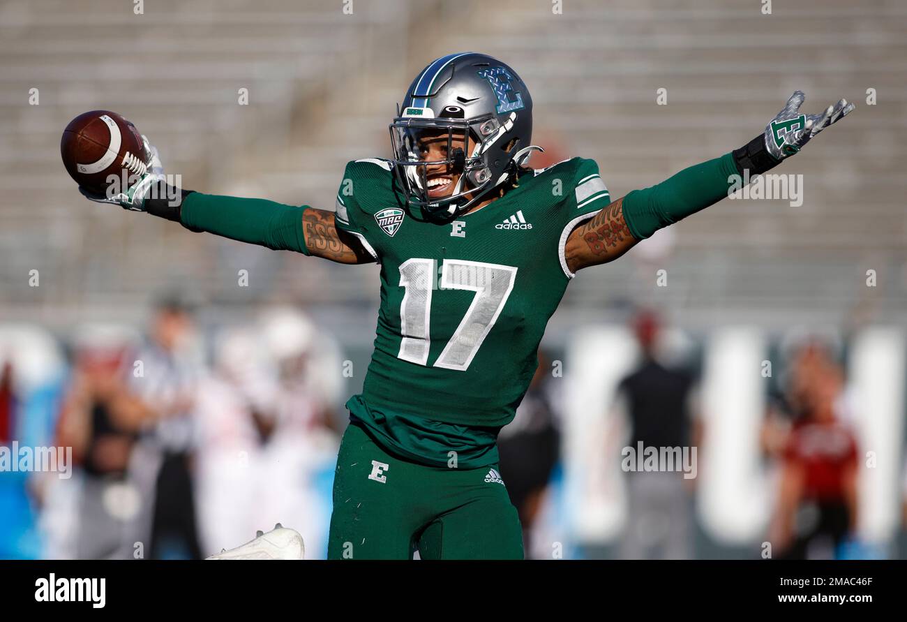 Eastern Michigan's Mark Lee Jr. celebrates his interception against ...