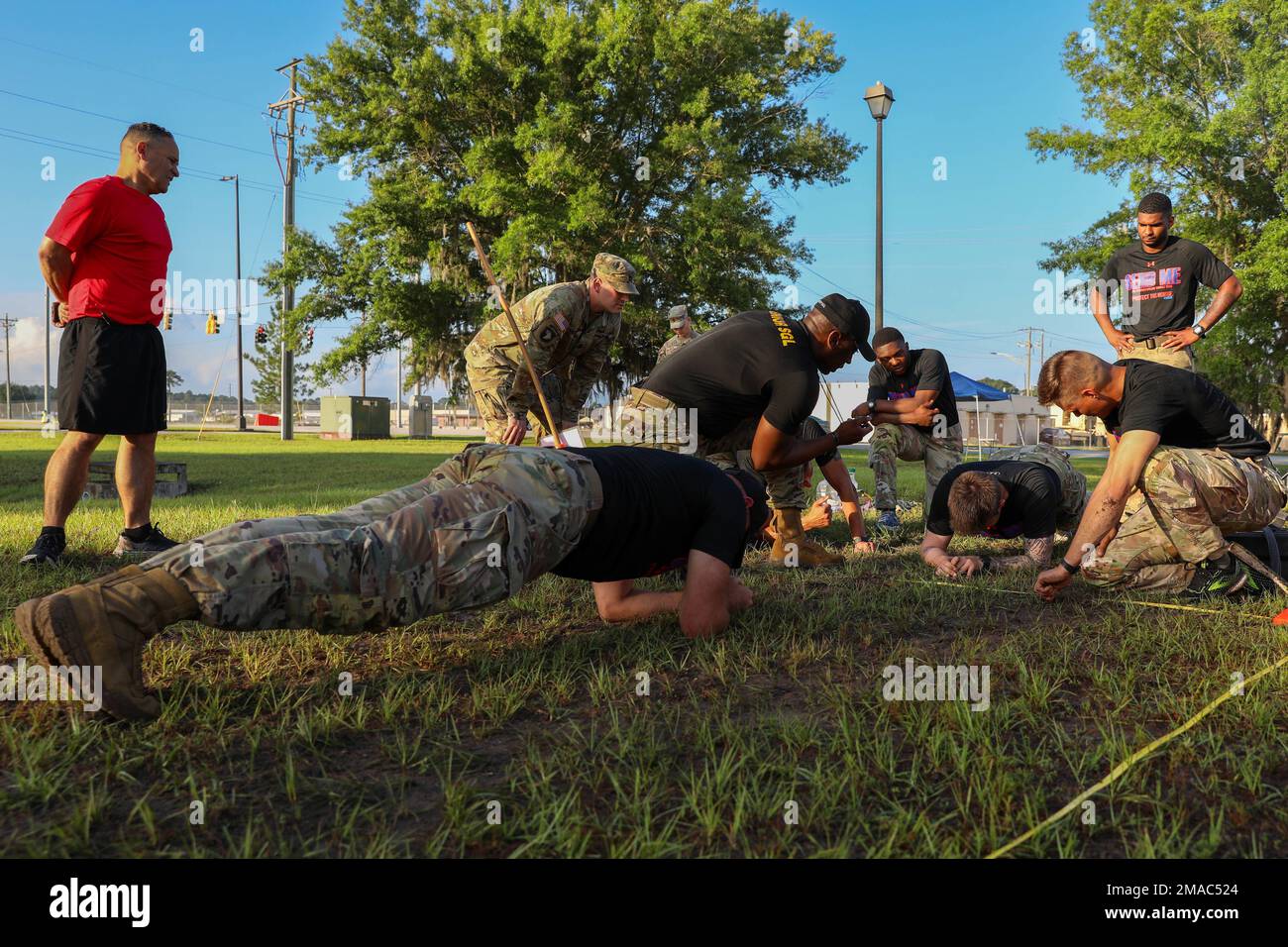 U.S. Army Soldiers assigned to 703rd Brigade Support Battalion, 2nd ...